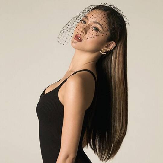 LOOK: It's A Winter-Inspired Tree For Kim Chiu This Year | Metro.Style