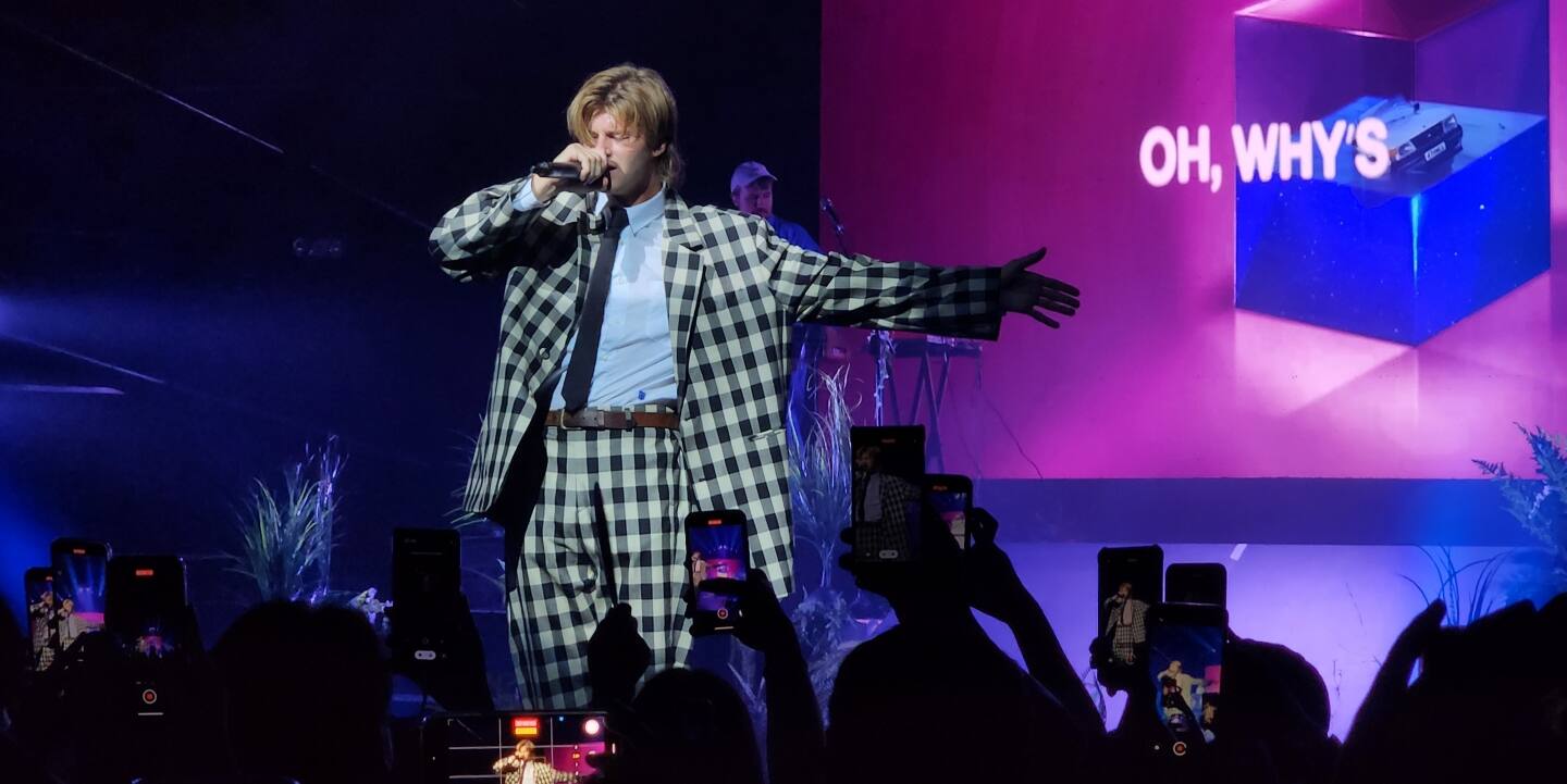 Highlights From Ruel's 4th Wall World Tour Show In Manila | Metro.Style