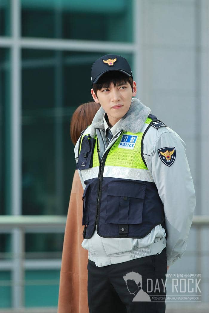 The Hottest Korean Actors As Police Officers And Detectives In K-Dramas ...