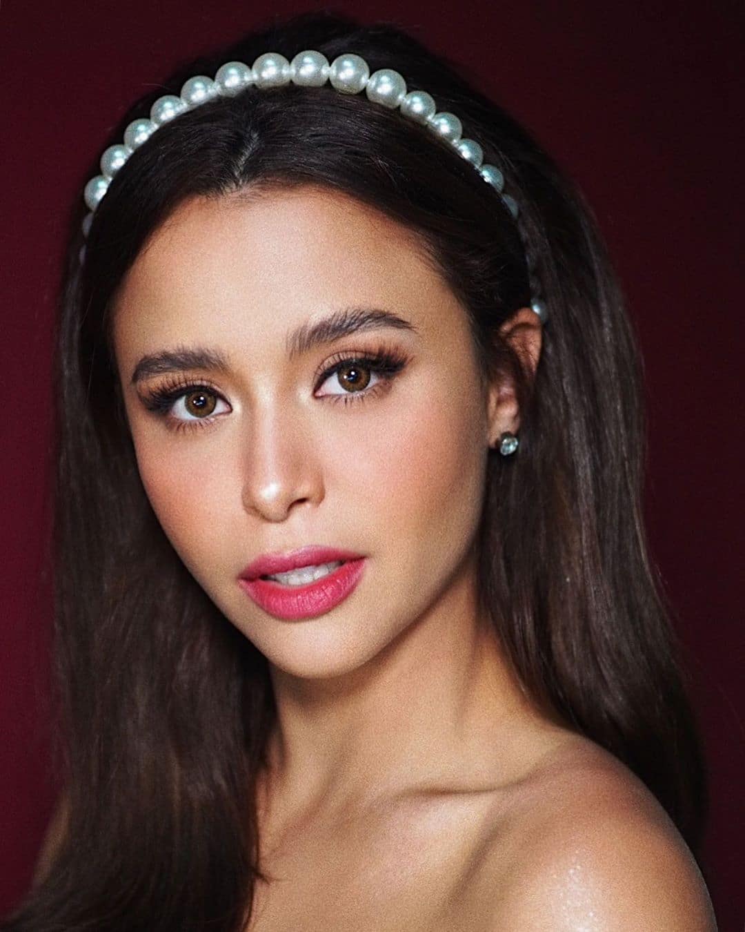 The Pro Files: Mikka Marcaida Lets Us In On Her Best Kept Makeup ...
