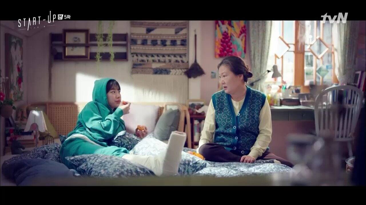 Seo Dal-Mi From Start-Up Has A Bedroom That Is Brimming With Nostalgia ...