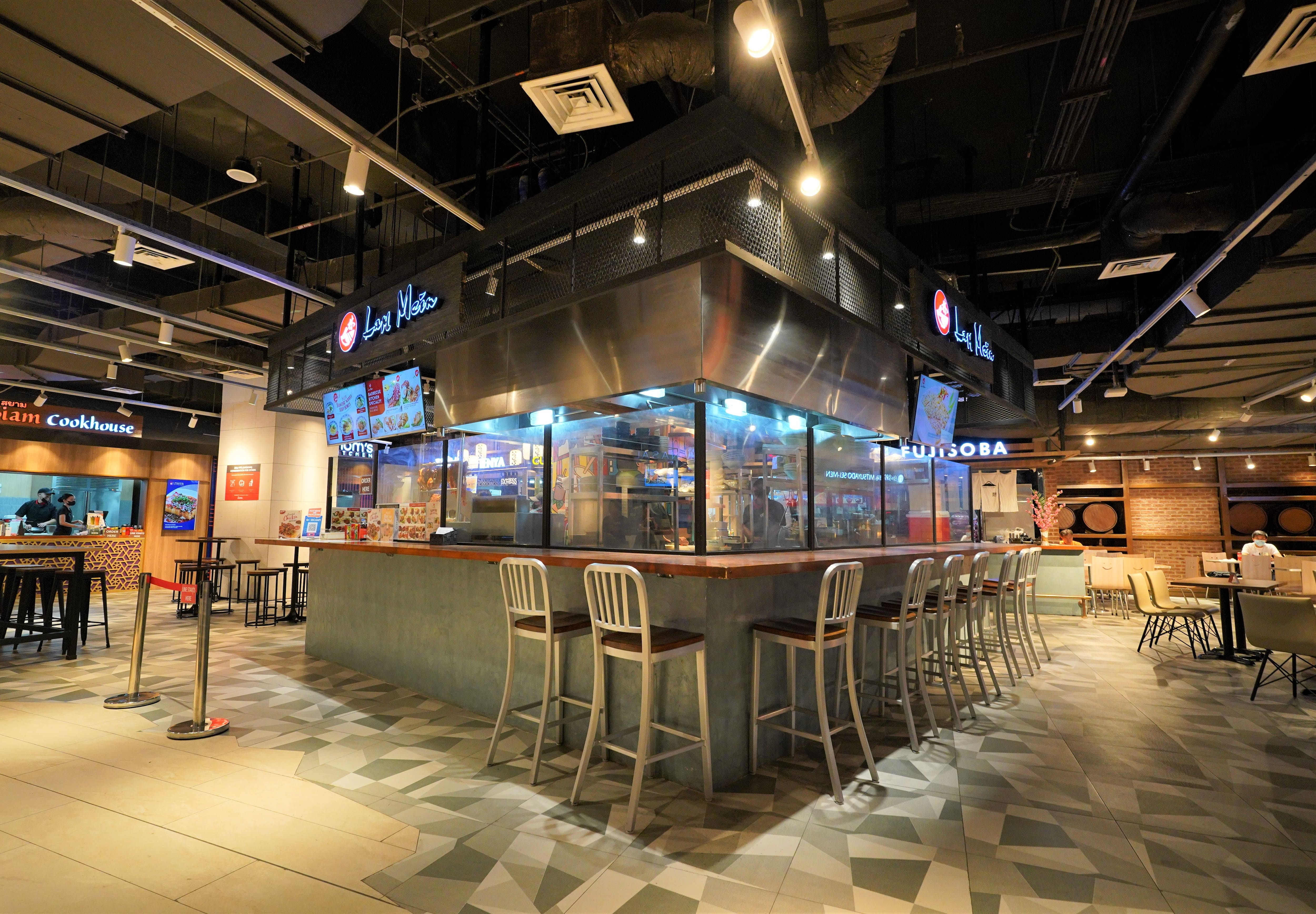 What To Find Inside MITSUKOSHI BGC | Metro.Style