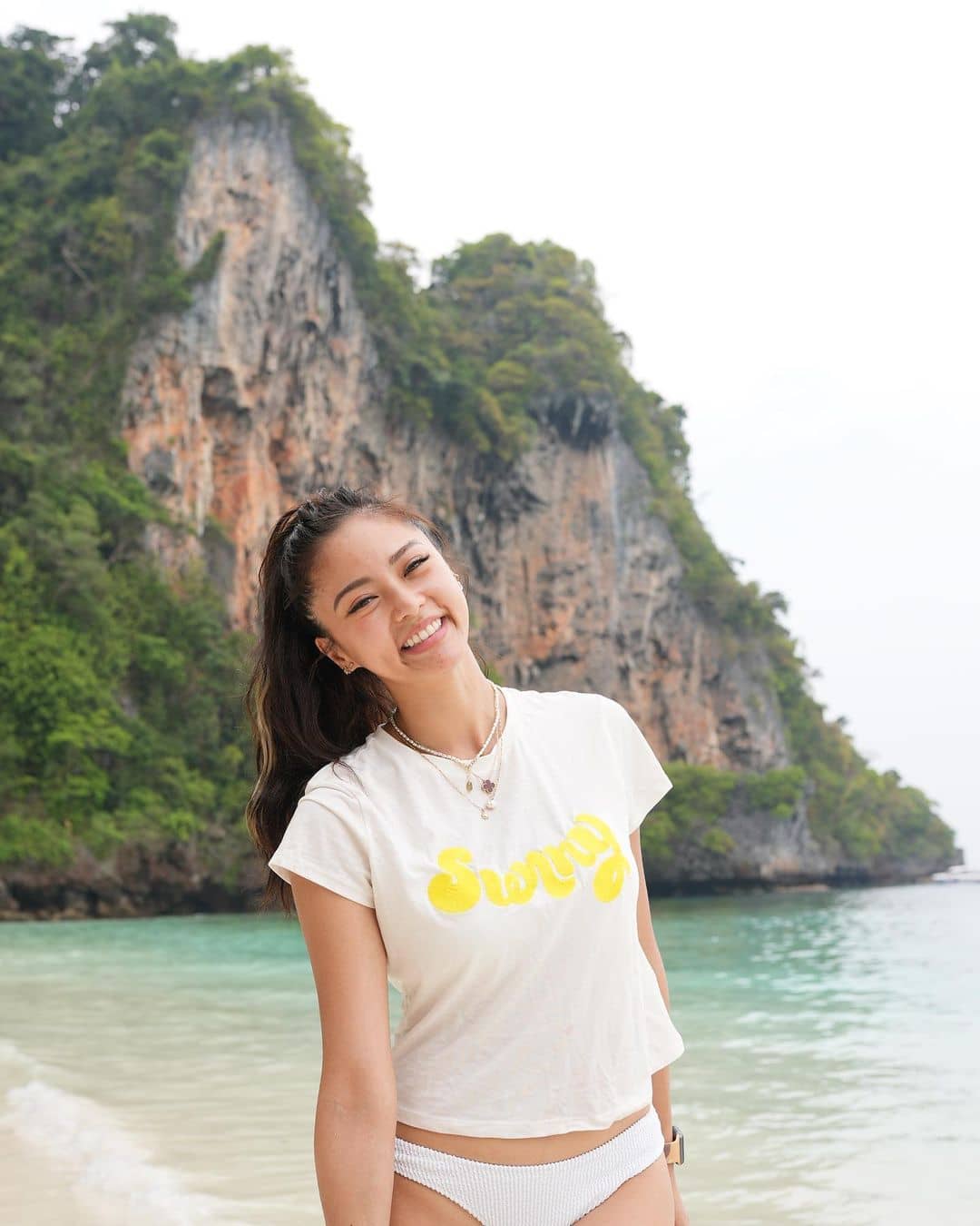 20 Filipina Celebs And Their Tips On How To Style A Bikini | Metro.Style