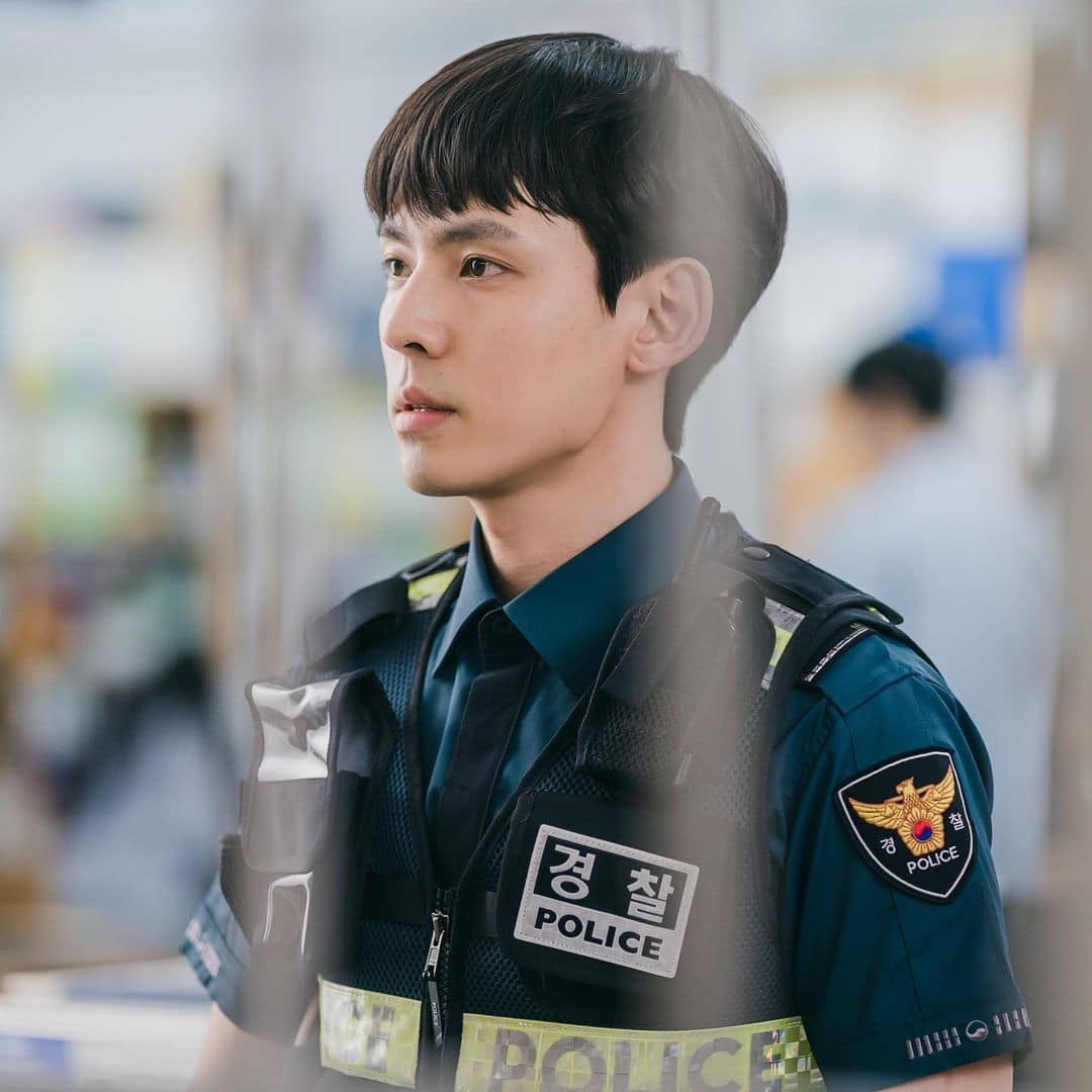Get To Know Korean Actor Kang Hyung-Suk From K-Drama "Hometown Cha-Cha ...