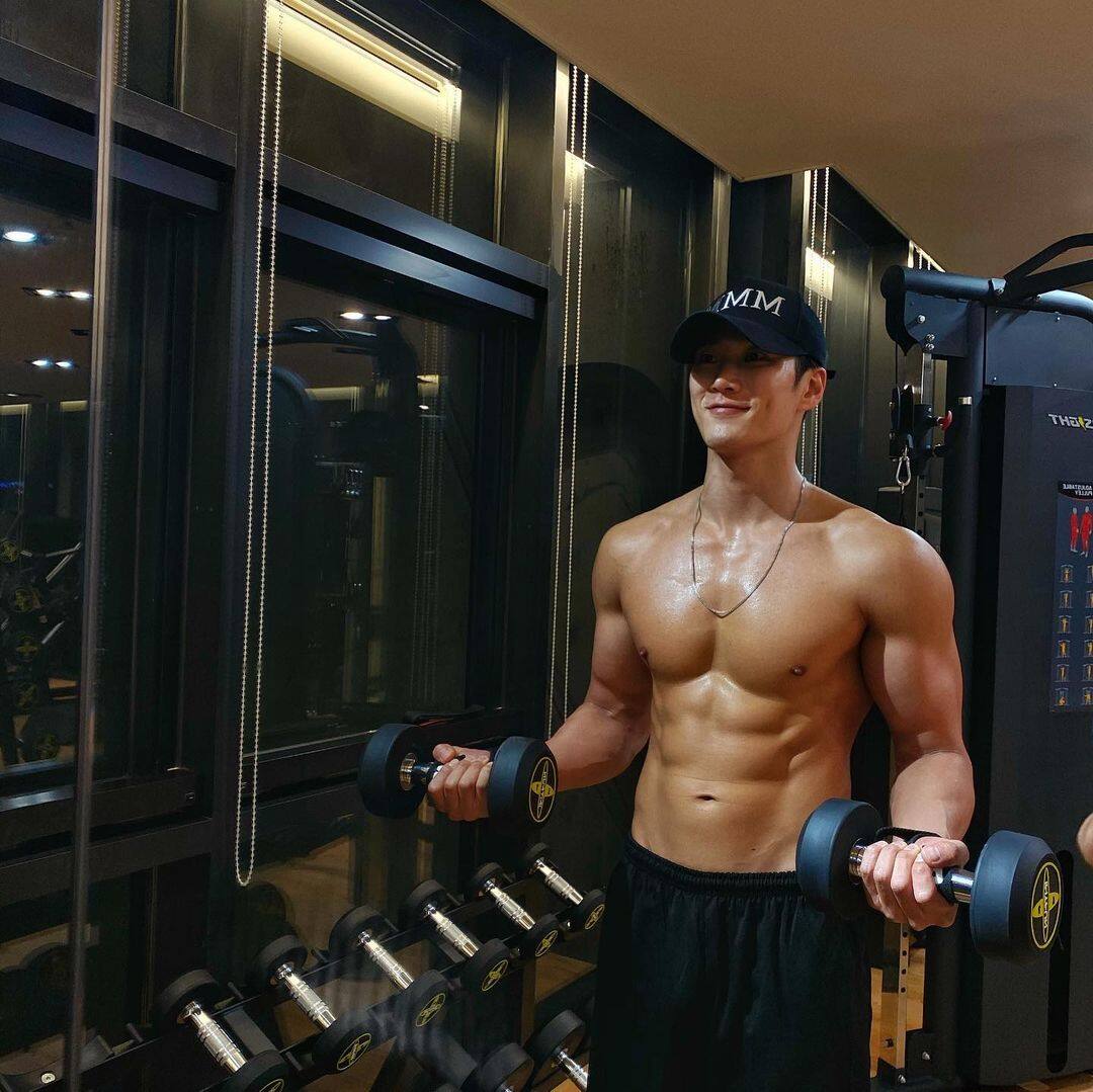 Here Are 10 K-Drama Actors Who Work Hard On Their Fitness | Metro.Style