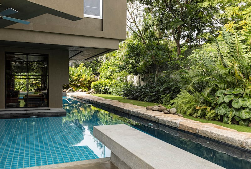 The “Equilateral House” Is A Vessel For Unexpected Surprises | Metro.Style