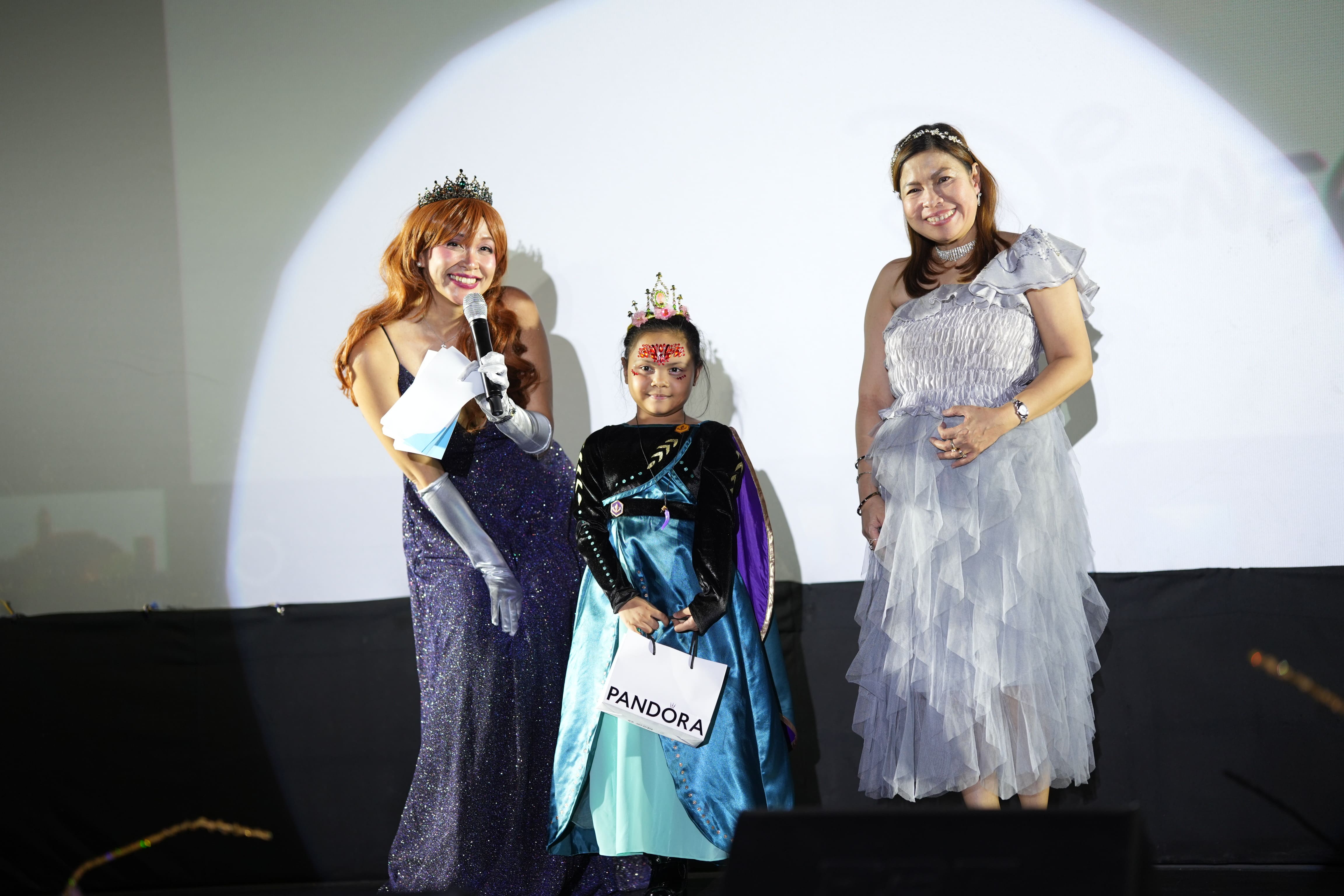 Scenes From Ayala Malls' 'The Little Mermaid' Screening And Princess ...