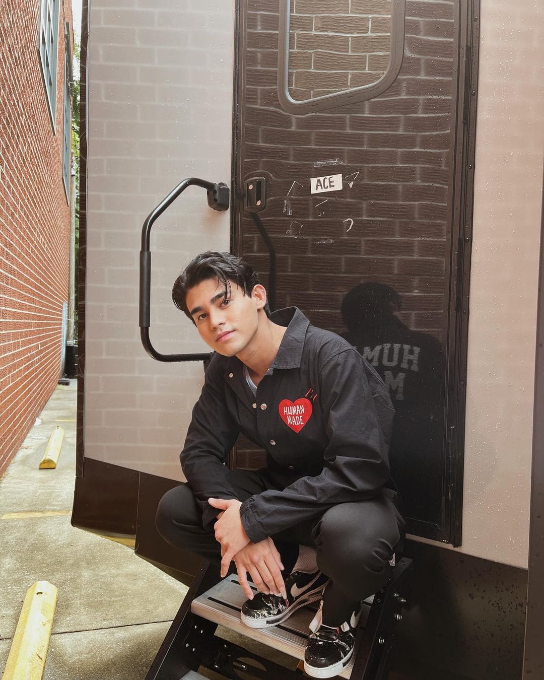 Filipino Artists Who Are Recently Making Waves Abroad | Metro.Style