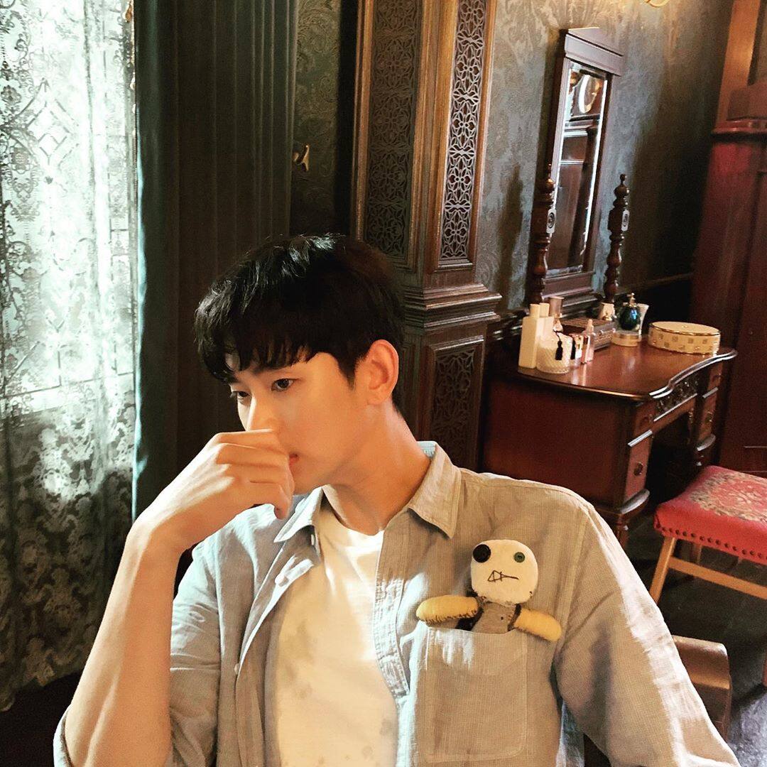 13 Handsome Korean Actors Who Steal Our Hearts With Their Monolid Eyes ...