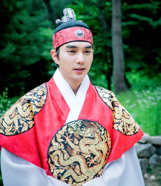The Most Regal Korean Actors As Emperors, Kings, And Princes In K ...