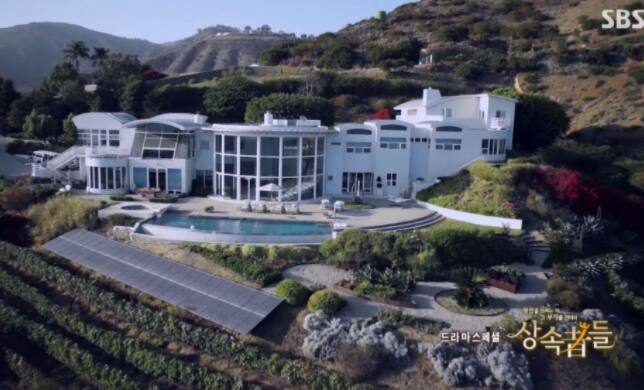 8 K-Drama Homes With The Best Curb Appeal | Metro.Style