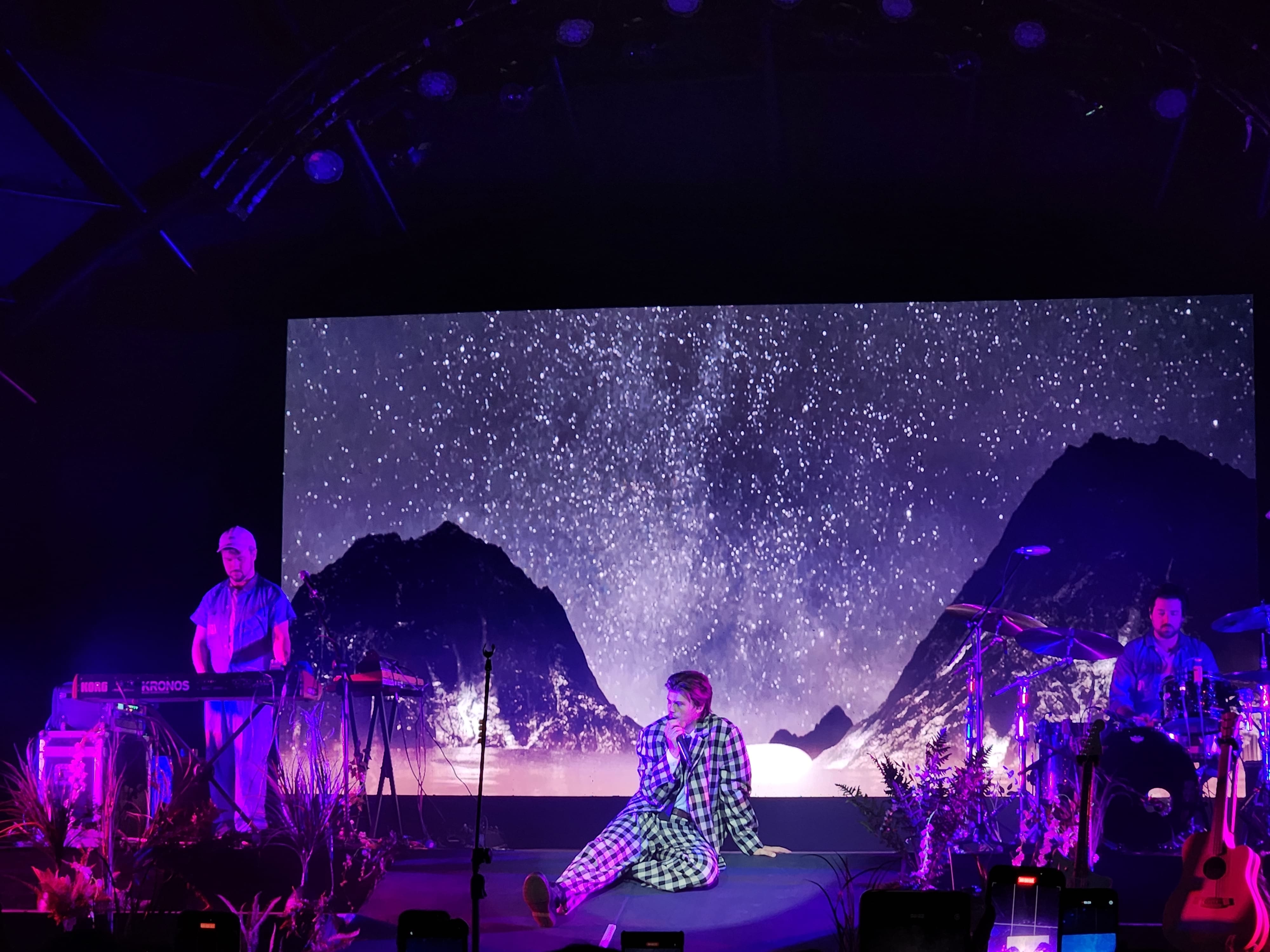 Highlights From Ruel's 4th Wall World Tour Show In Manila | Metro.Style