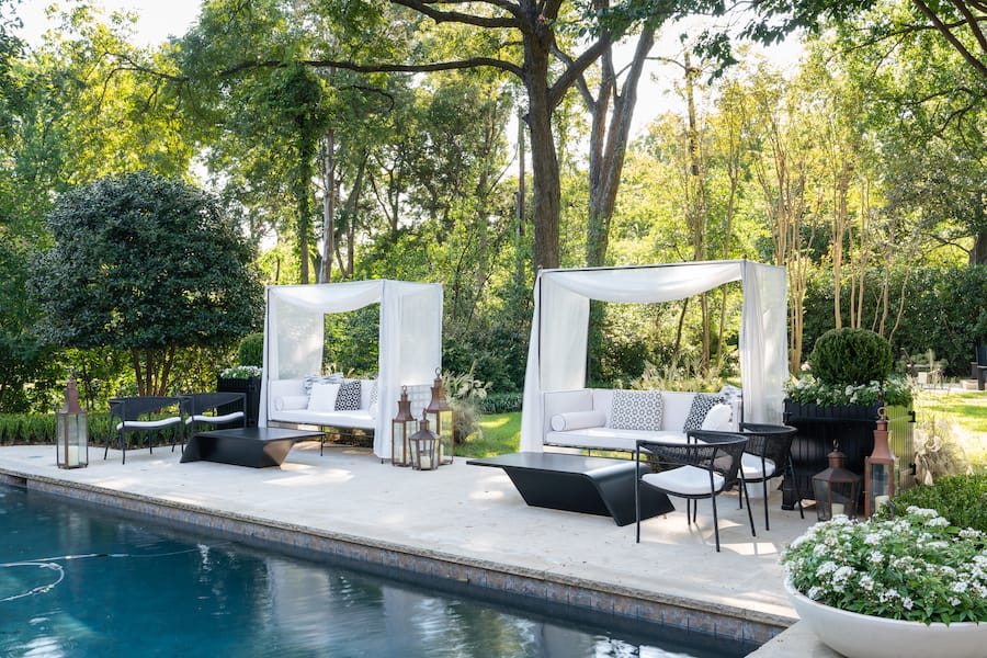 Inside A French Provincial Manse That Shows 30 Captivating Fall Looks ...