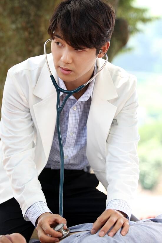 Good-Looking Korean Actors As Doctors In Medical Dramas | Metro.Style