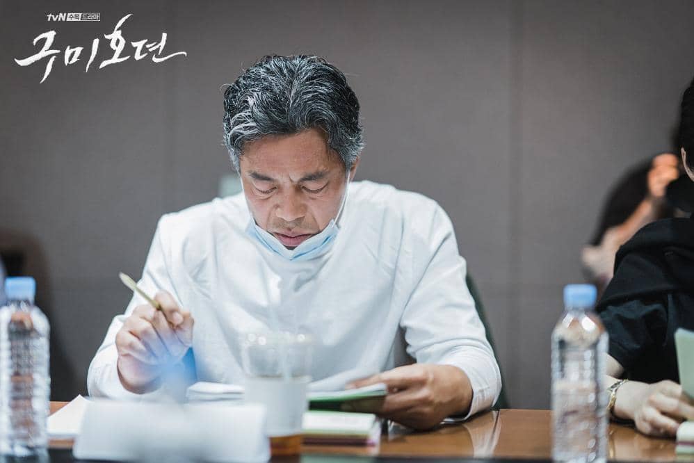 In Photos: The Ahjummas And Ahjussis We Often See In K-Dramas (Part 2 ...