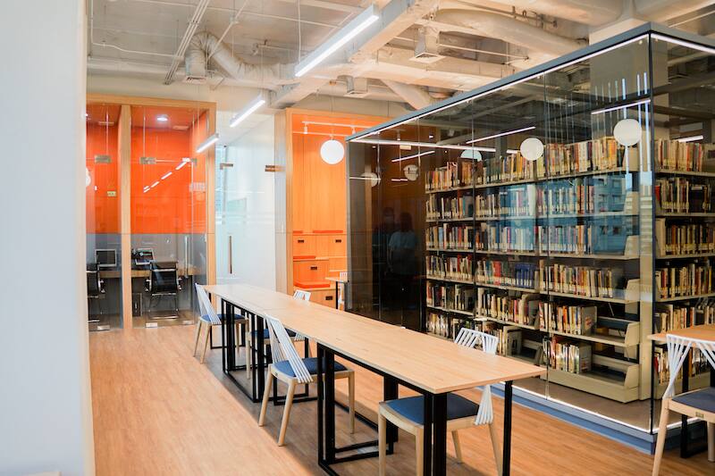 Studio Ong’s Modern Touch Renews The Filipinas Heritage Library | Metro ...