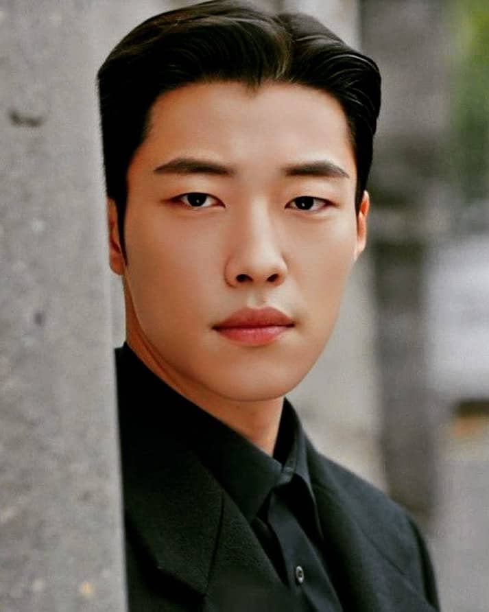 13 Handsome Korean Actors Who Steal Our Hearts With Their Monolid Eyes ...