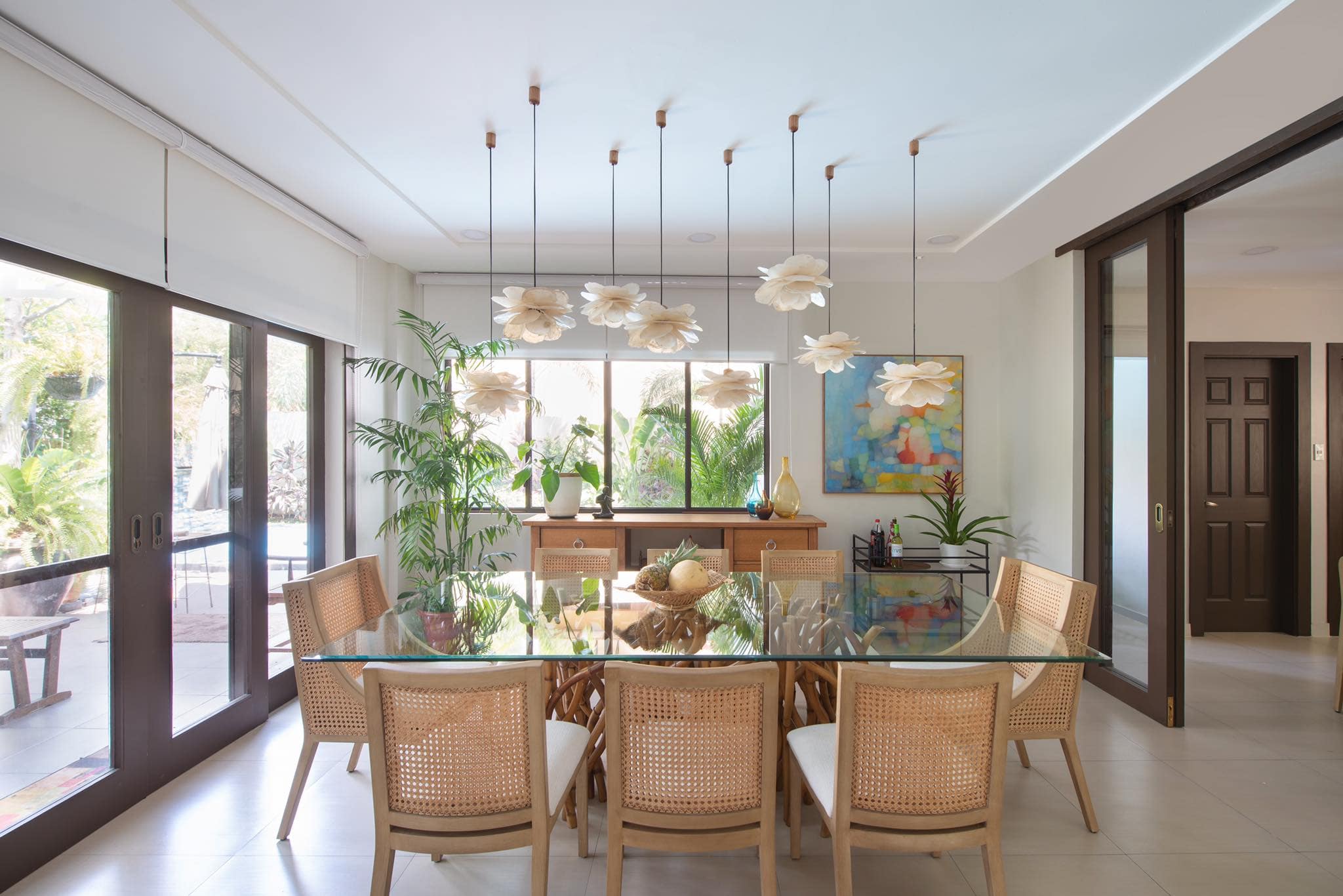 This Modern Tropical Home Is A Beautiful Merge Of The Upcycled And The ...