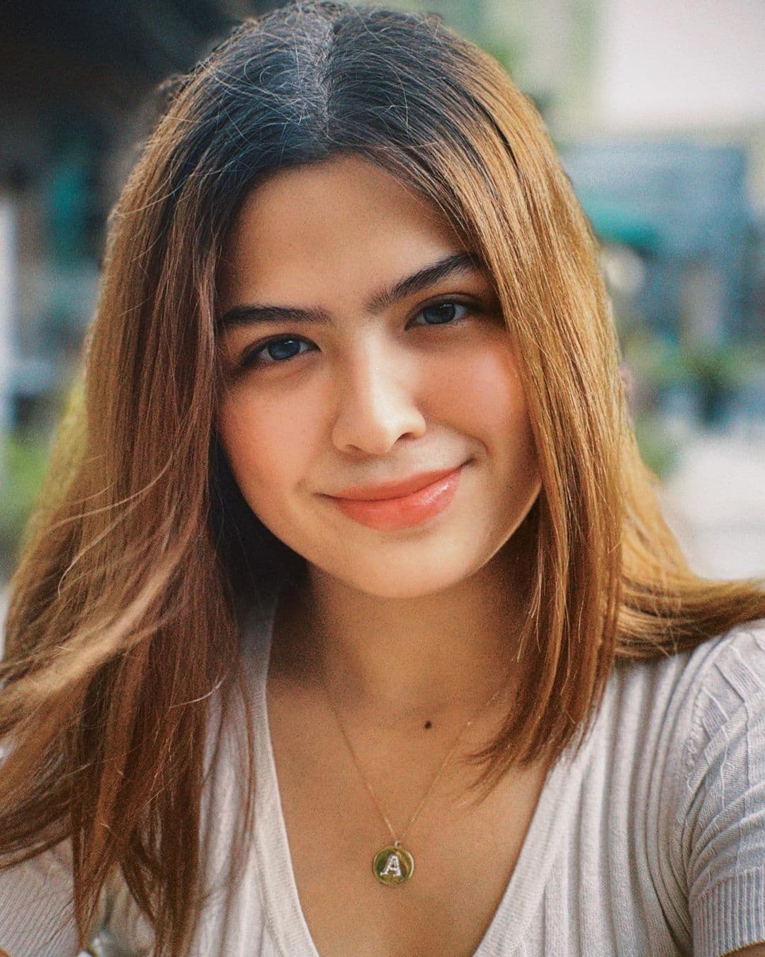 Beauty Lessons We Learned From Alexa Ilacad | Metro.Style