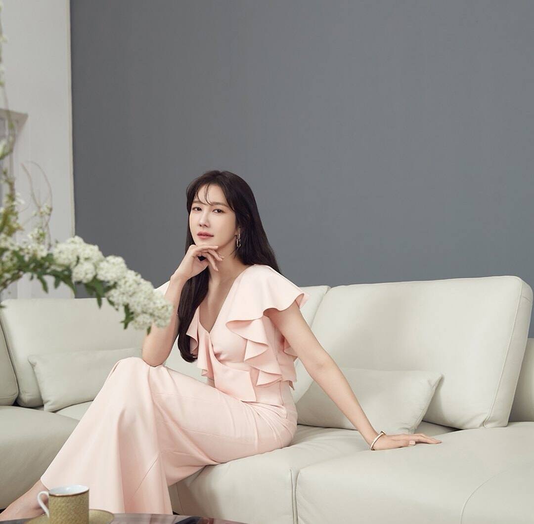 Meet Jakomo, The Furniture Brand K-Drama Production Designers Love ...