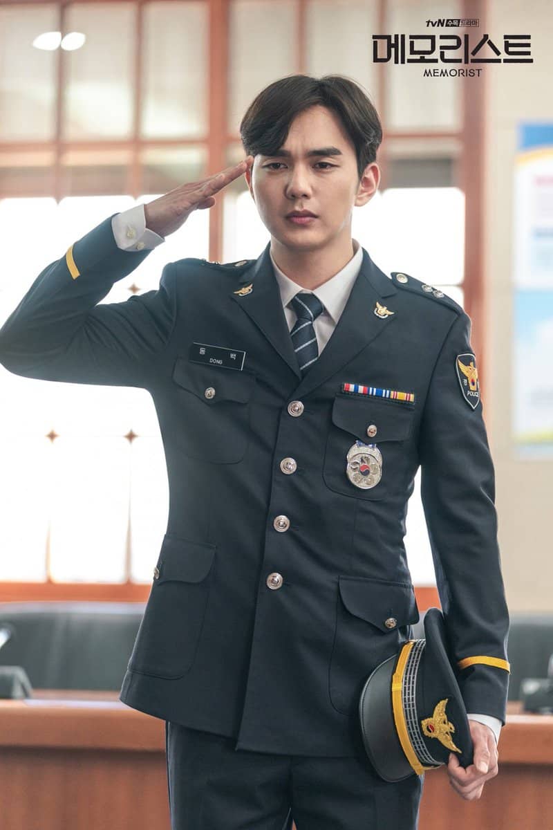 The Hottest Korean Actors As Police Officers And Detectives In K-Dramas ...