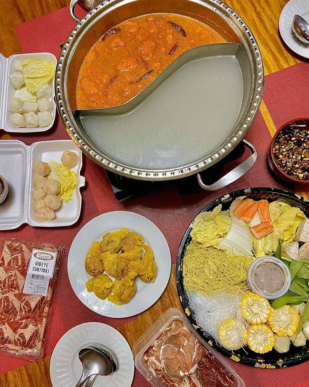 Where To Buy Ready-To-Heat Hot Pot Kits In Manila | Metro.Style