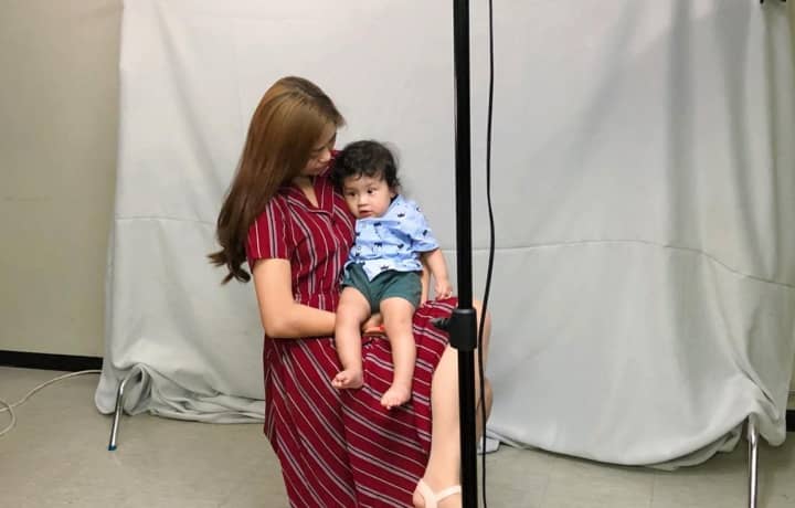 This Filipino Kid Is Featured In The Kim Seon Ho-Starrer Movie "The ...