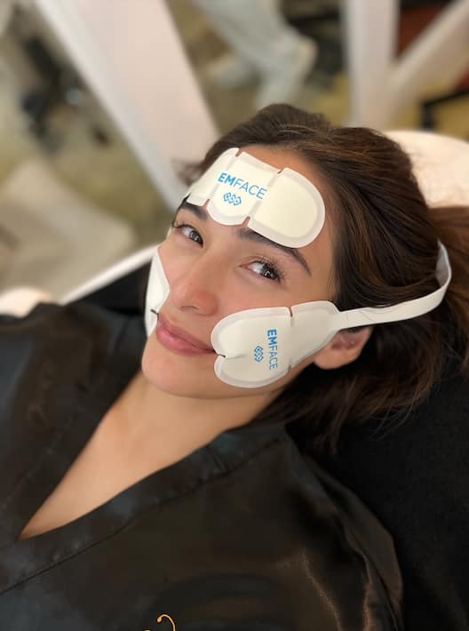 Editor Diaries: I Tried the Aivee Emface—Here's What Happened! | Metro ...