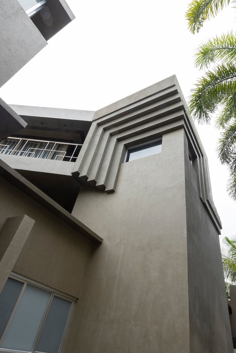 The “Equilateral House” Is A Vessel For Unexpected Surprises | Metro.Style