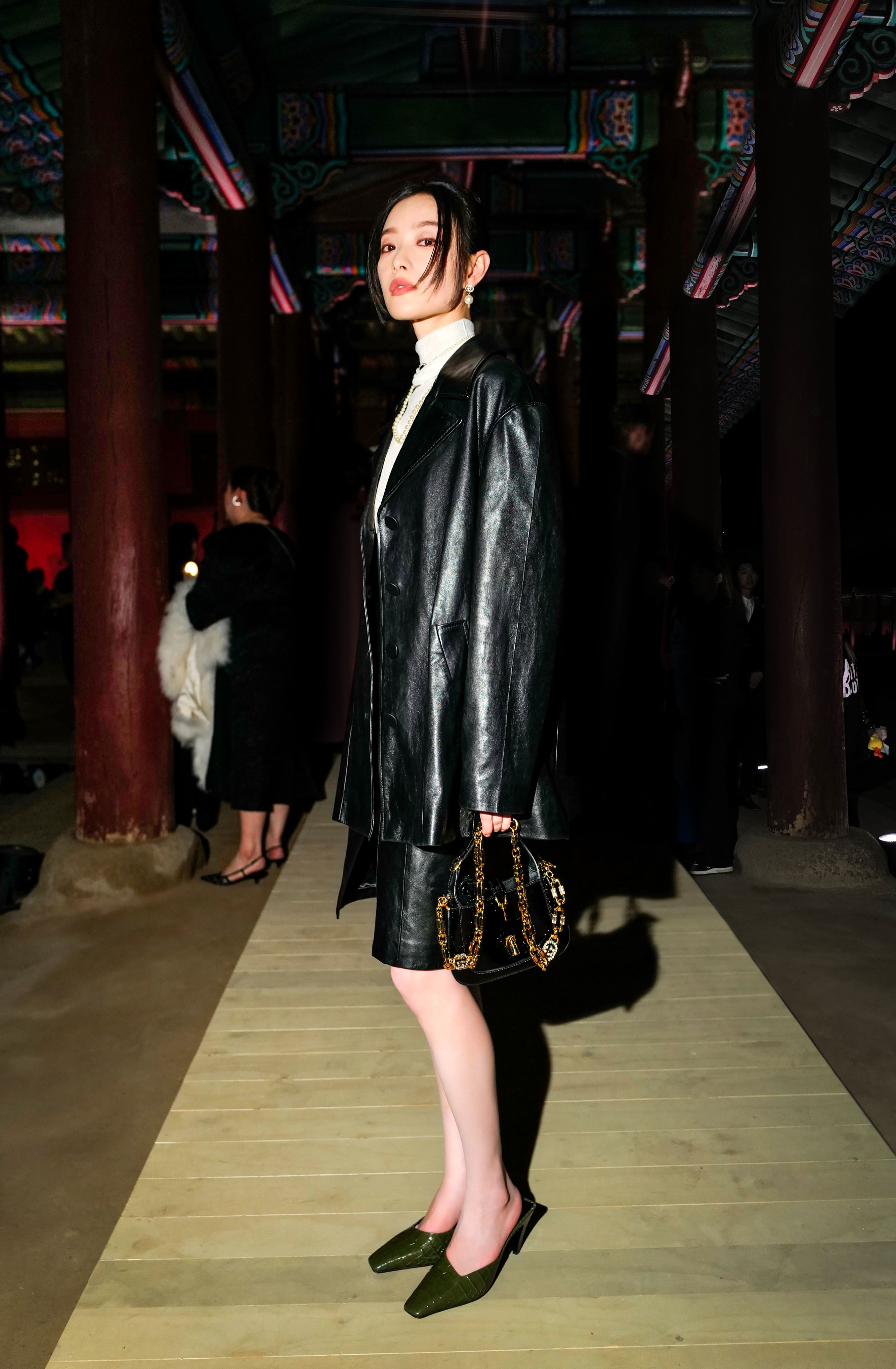 See All The Hottest Asian Stars At The Gucci Show In Seoul | Metro.Style