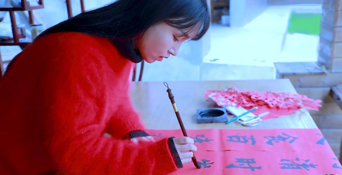 Chinese Internet Sensation Li Ziqi Is The New Domestic Goddess Peg ...