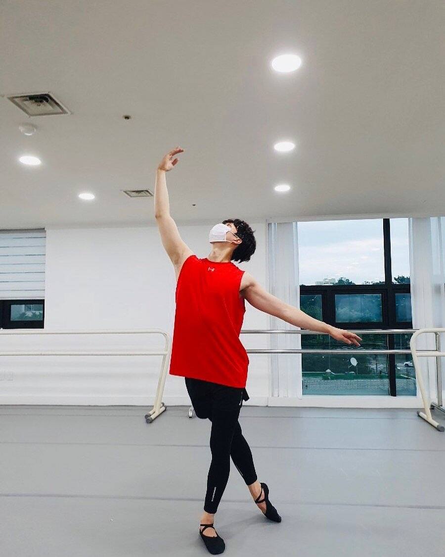 Here Are 10 K-Drama Actors Who Work Hard On Their Fitness | Metro.Style