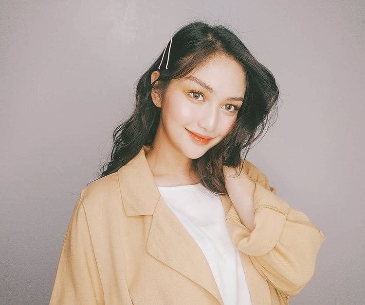 Get To Know "Fan Girl" Star Charlie Dizon | Metro.Style