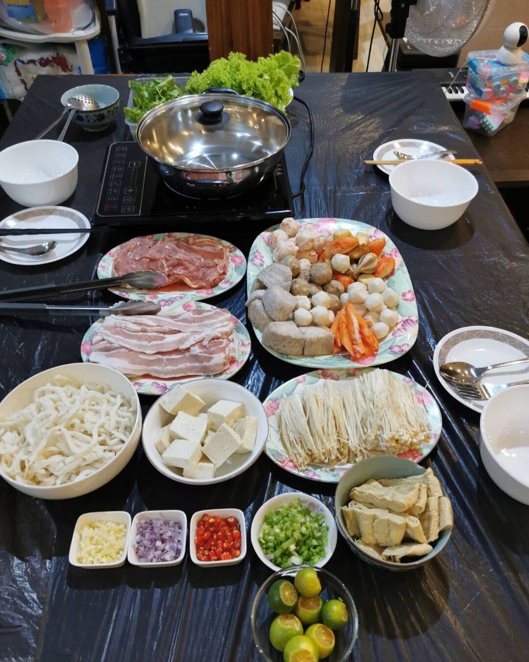 Where To Buy Ready-To-Heat Hot Pot Kits In Manila | Metro.Style