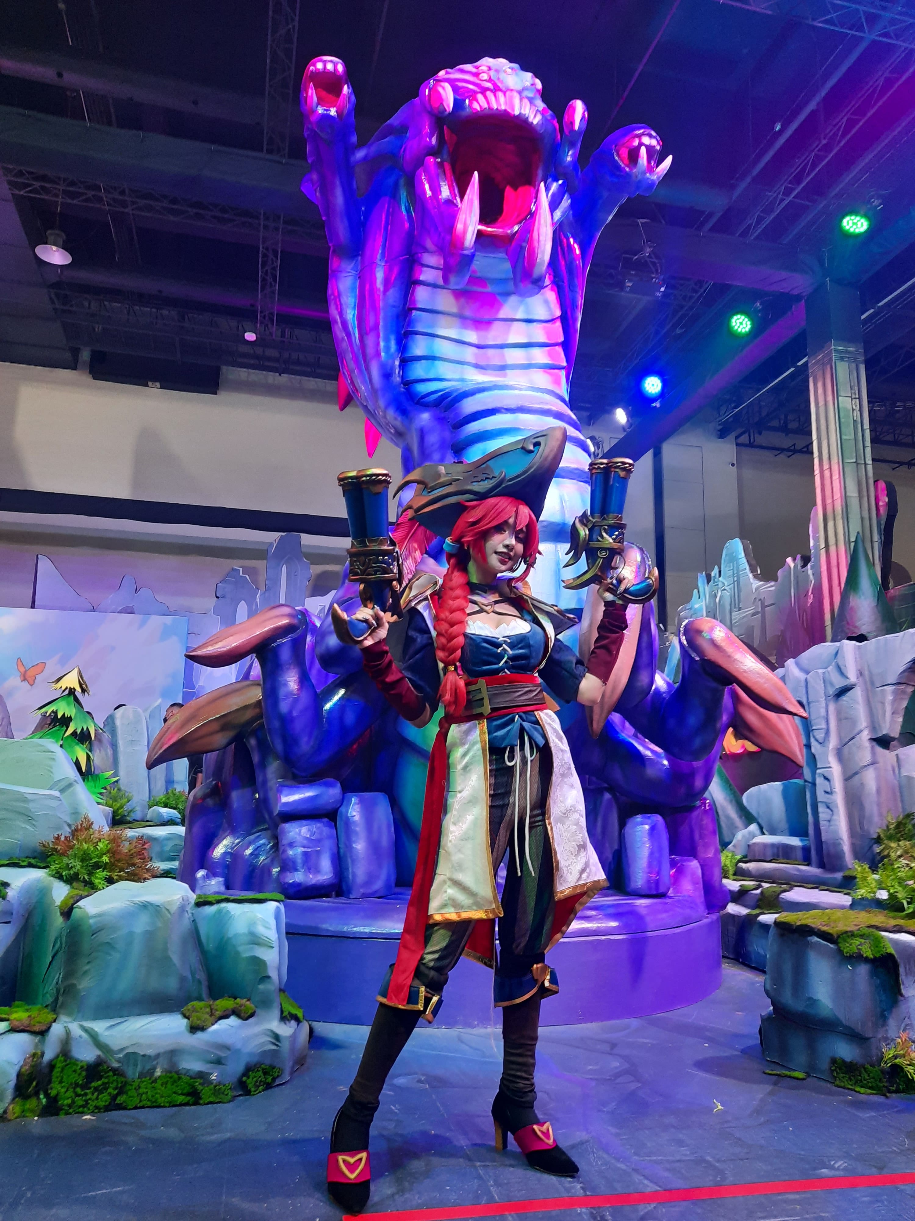 5 Female Cosplayers On What Cosplaying Means To Them | Metro.Style