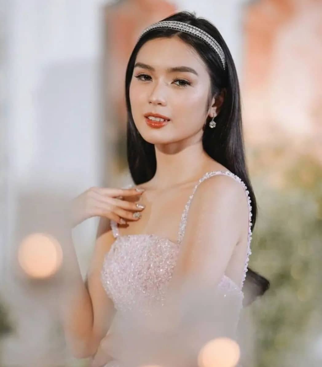 Everything You Need To Know About Francine Diaz's Debut Looks | Metro.Style
