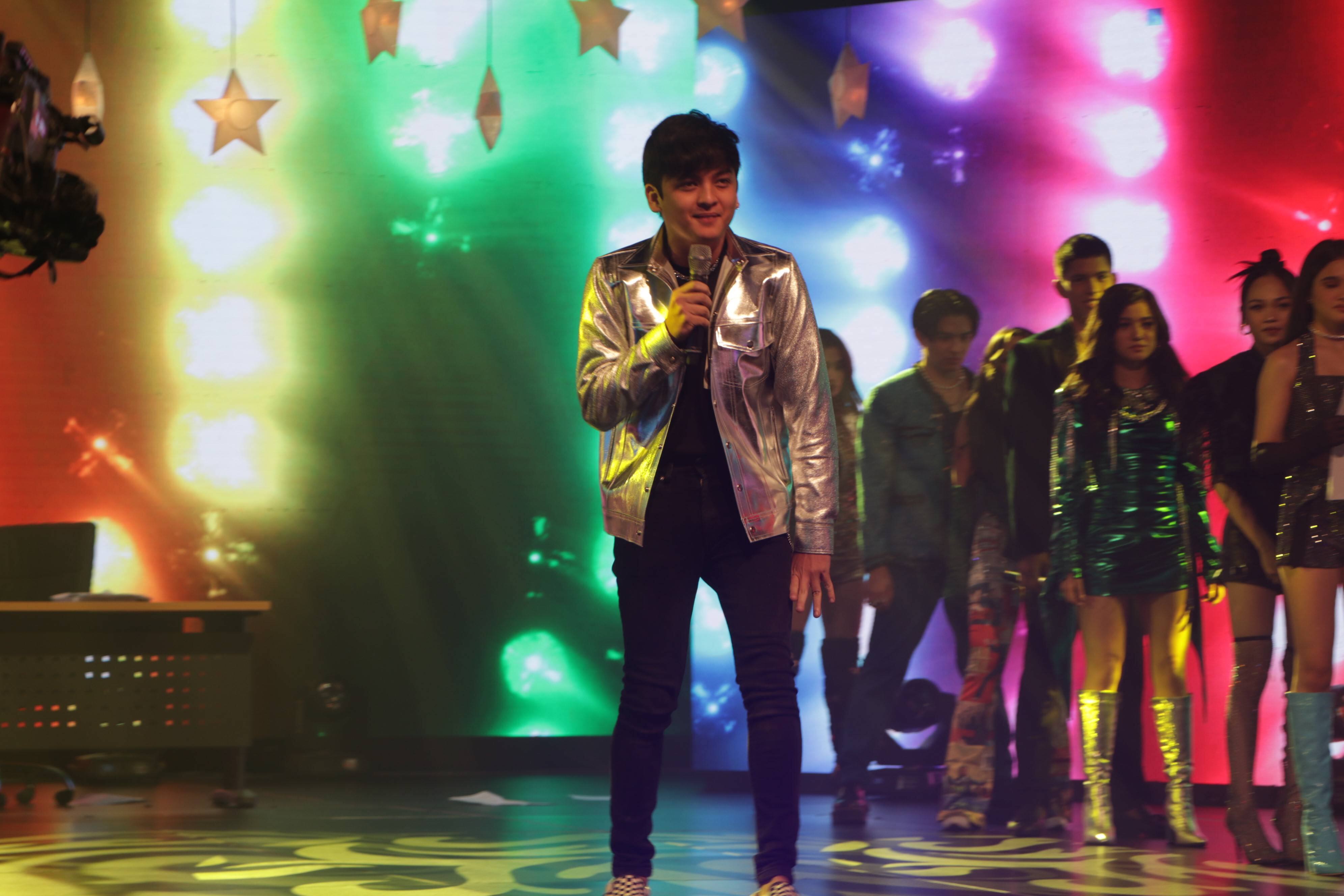 In Photos: Stars At The ABS-CBN Christmas Special 2021 | Metro.Style