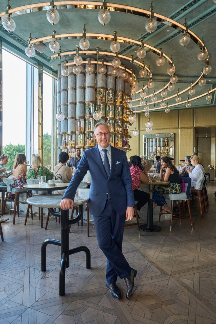 Argo Bar In Hong Kong Fuses Innovation And Elegance | Metro.Style
