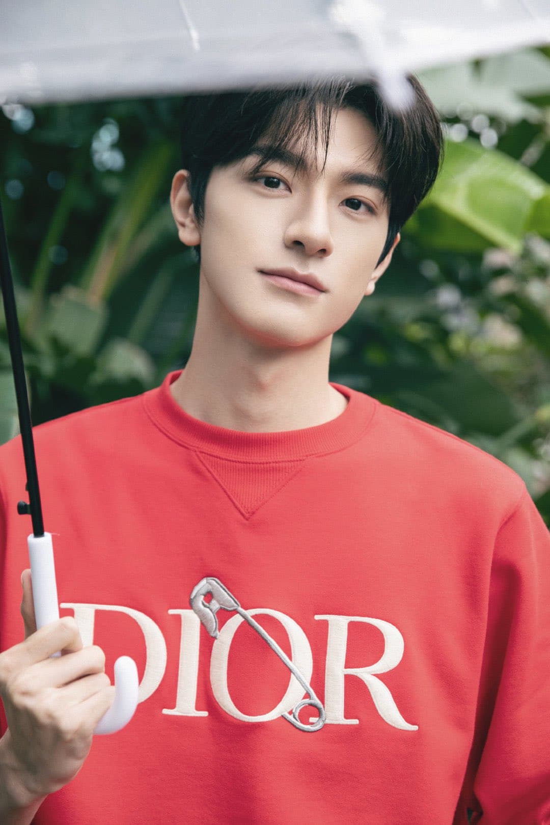 Get To Know: Sweet and Dreamy Leading Man Lin Yi of 'Love Scenery ...