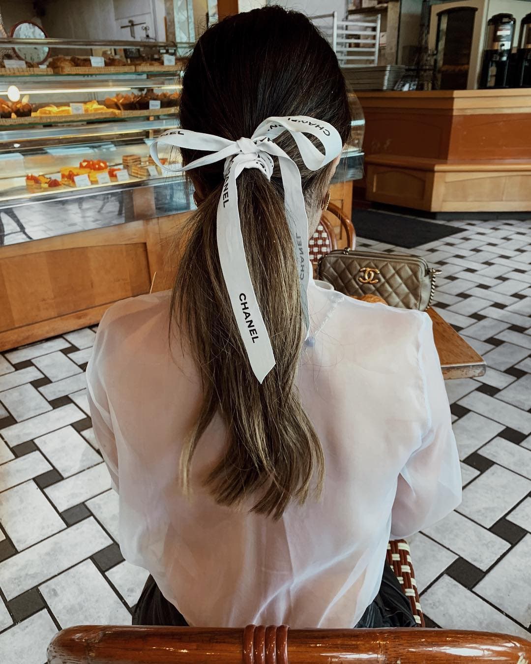 #MetroBeautyWatch: Here Are 5 Ways To Wear A Chanel Ribbon In Your Hair ...