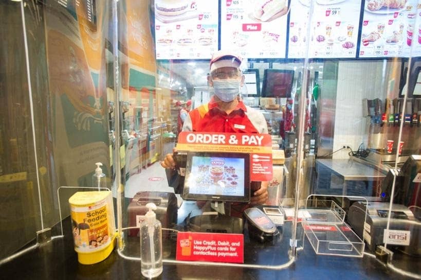 Jollibee's New Dine In Set Up Raises The Bar For Safety And Hygiene ...